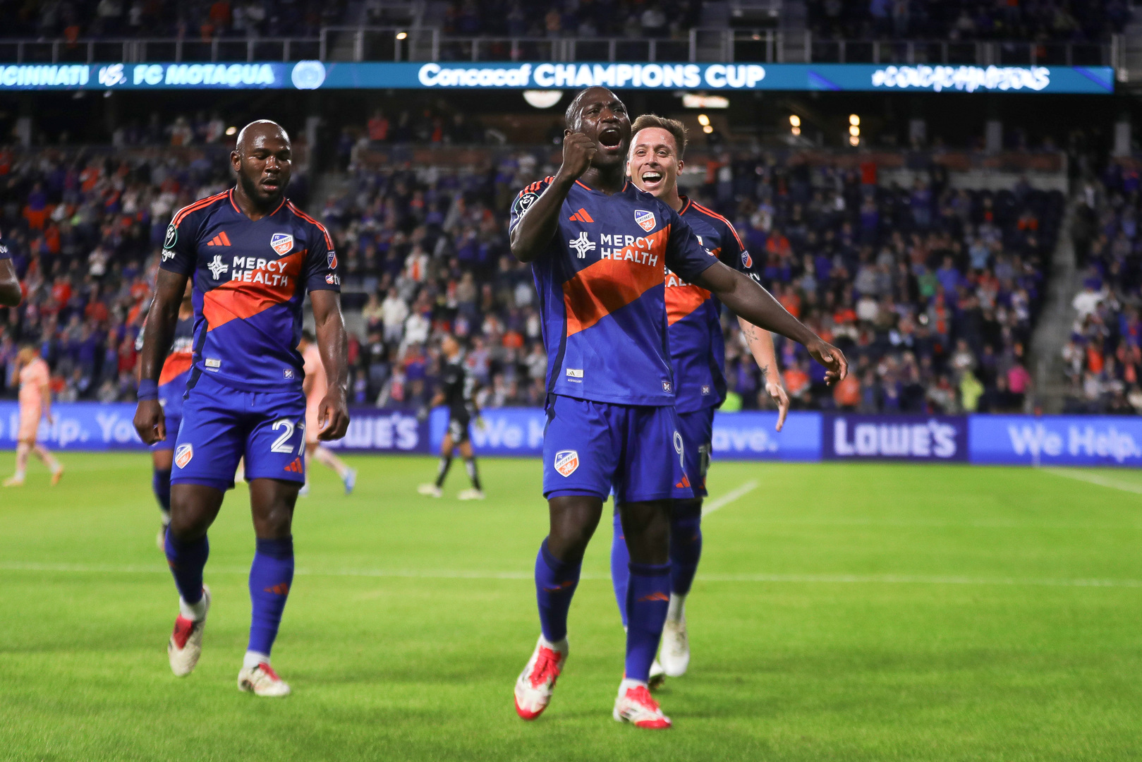 FC Cincinnati draws with Motagua, advances to Round of 16