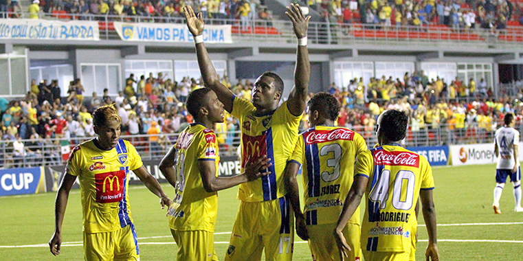 Chorrillo sorprendió a Cruz Azul en CCL