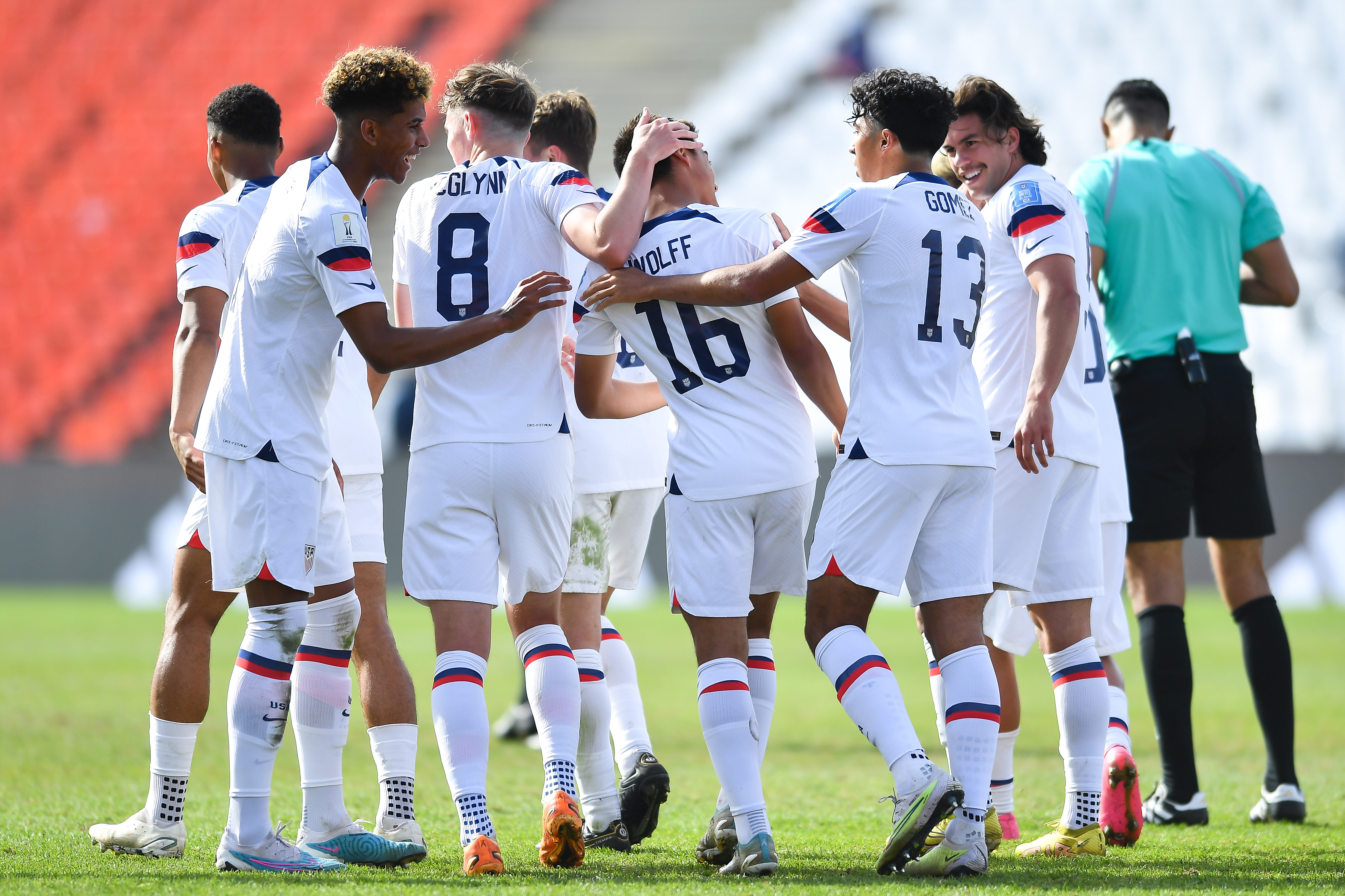 Cowell, Luna lead USA to U20 World Cup quarterfinals