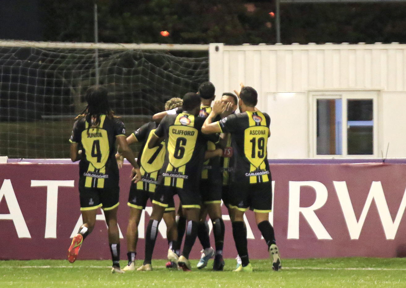 Moca FC igualó contra Harbour View y se clasificó para la Copa de Campeones