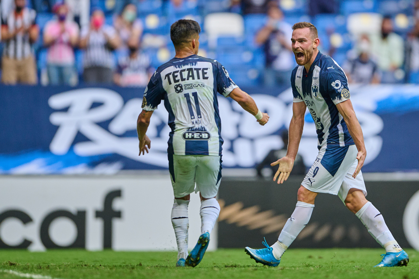 Meza brace helps Monterrey roll past Columbus