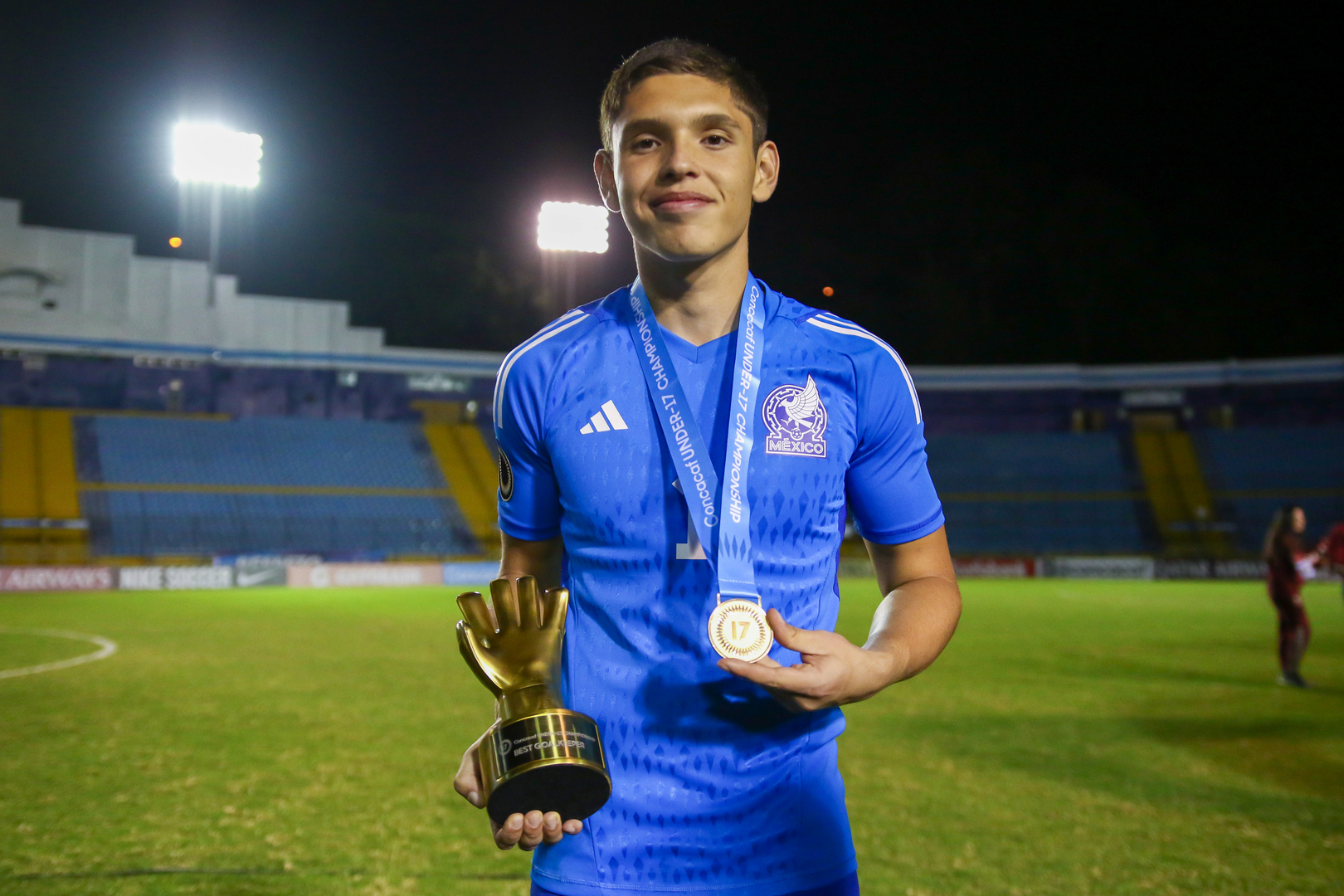 Bedolla, Urias y Figueroa destacan en el XI Ideal del Sub 17