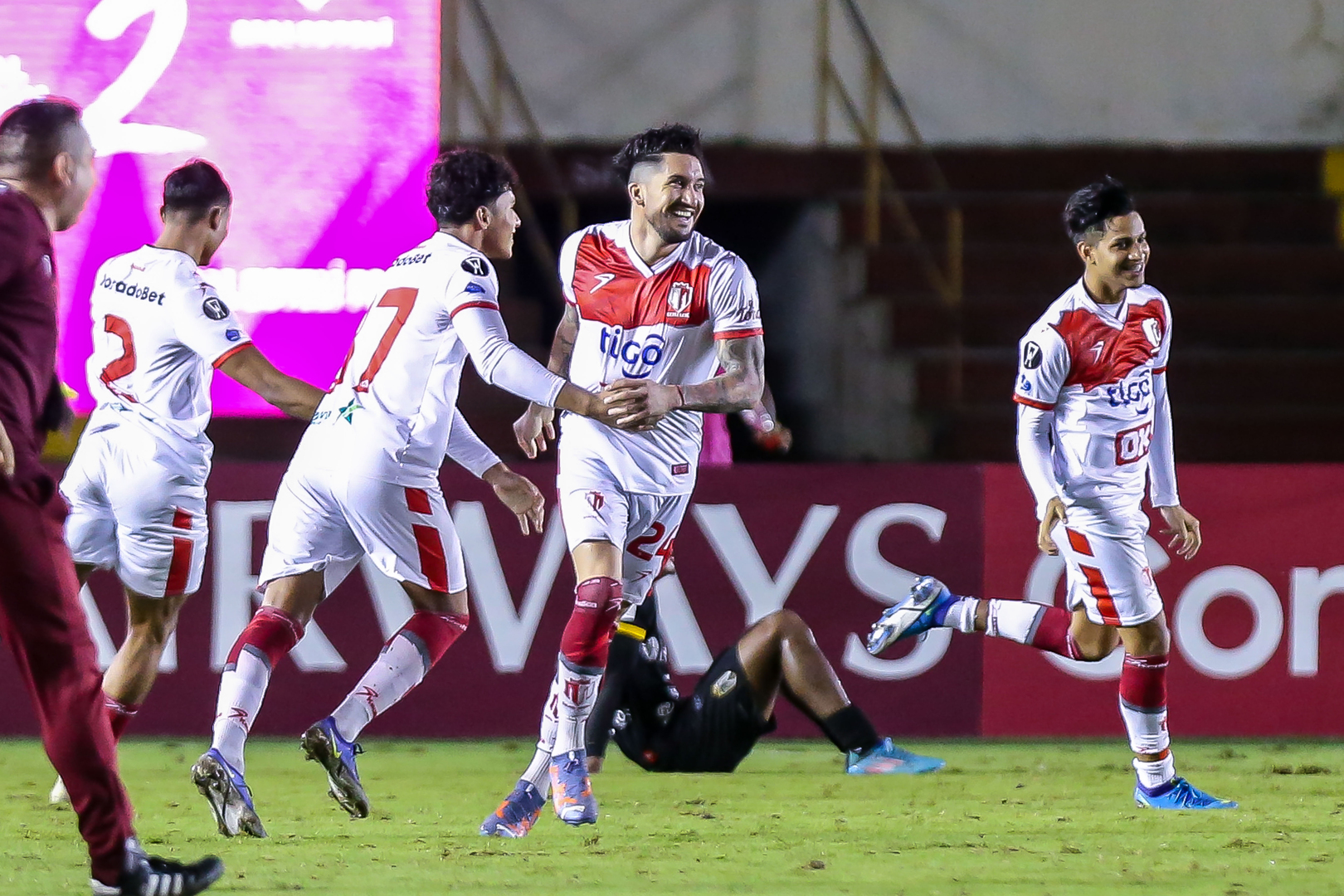 Real Esteli rally for draw to reach first Concacaf final