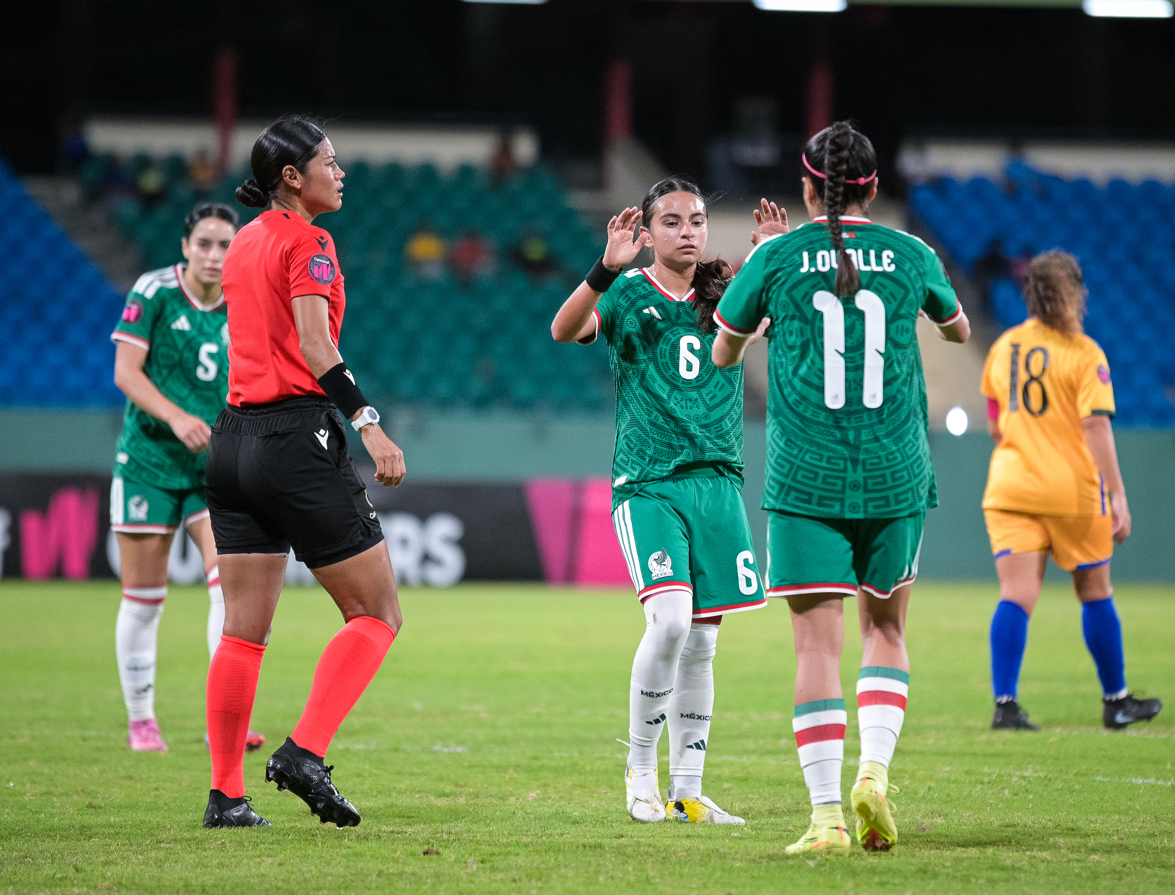 Corral, Ovalle lead Mexico over Saint Vincent and the Grenadines
