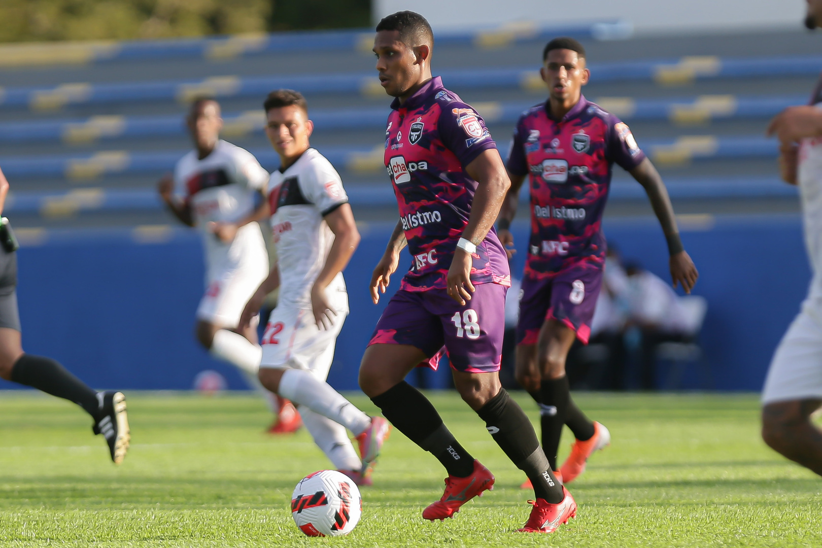 Sinclair goal for Tauro sinks Sporting San Miguelito