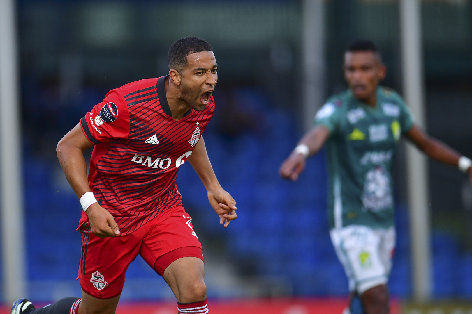 Goles de Mullins y Morrow dan triunfo a Toronto FC vs Club León